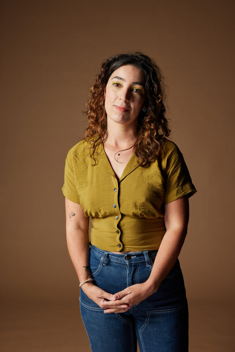 Interview: Julie Wyman and Jonna McKone on "The Tallest Dwarf" - BmoreArt